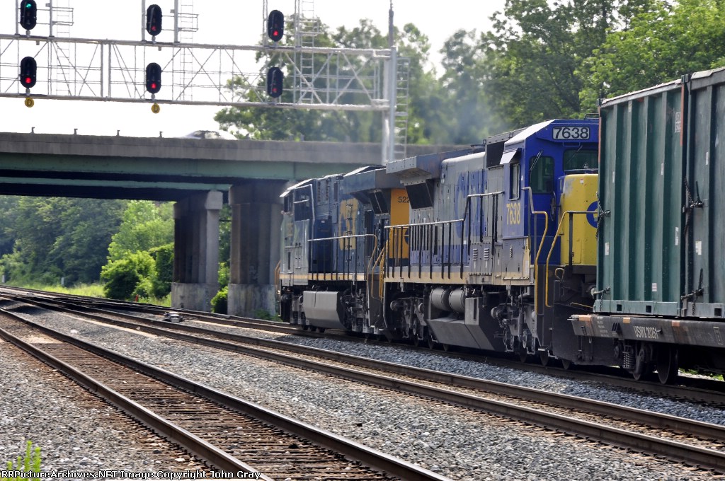 Empty trash train Q702-11 powered by CSXT 5225(ES44DC) and CSXT 7638(C40-8)